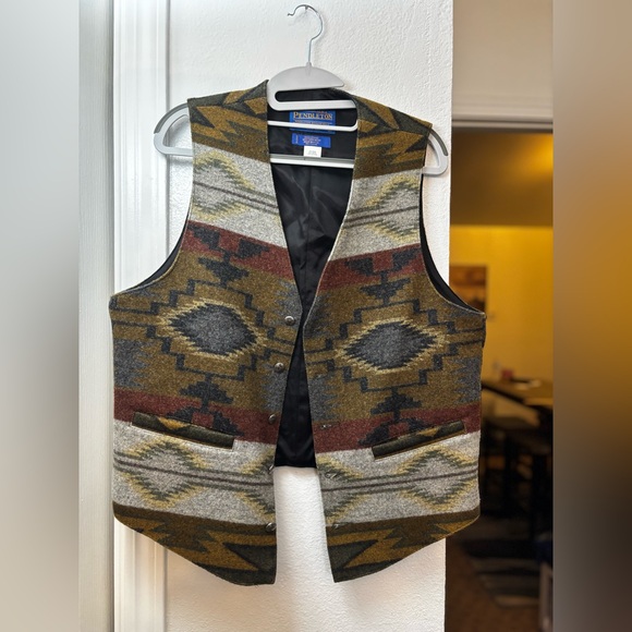 Pendleton | Jackets & Coats | Pendleton High Grade Western Wear Vest ...